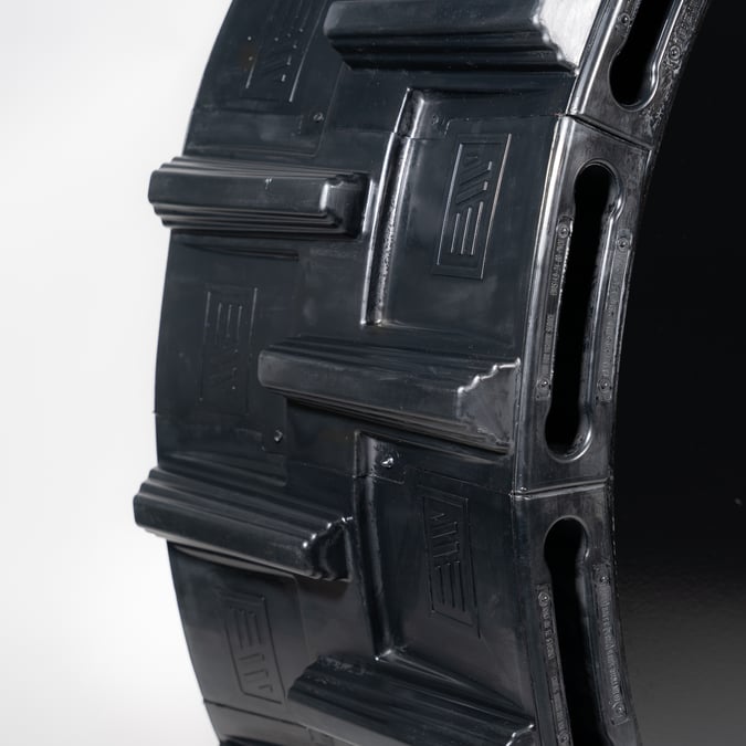 The Best Airless Pivot Tire for a Zimmatic pivot irrigation system