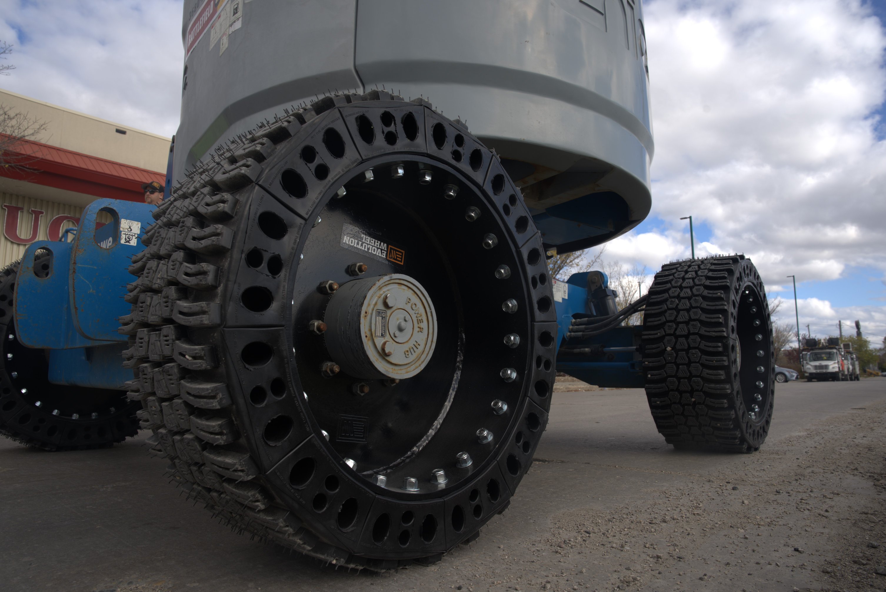 Evolution Wheel - Premium Solid Aerial Work Platform Tires