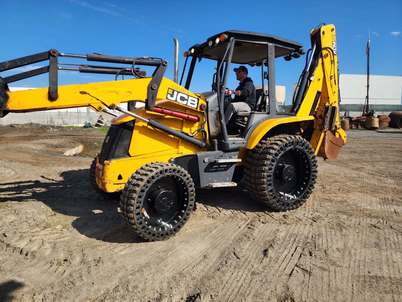 Backhoe Tires - Built for toughness Built for traction Built for you
