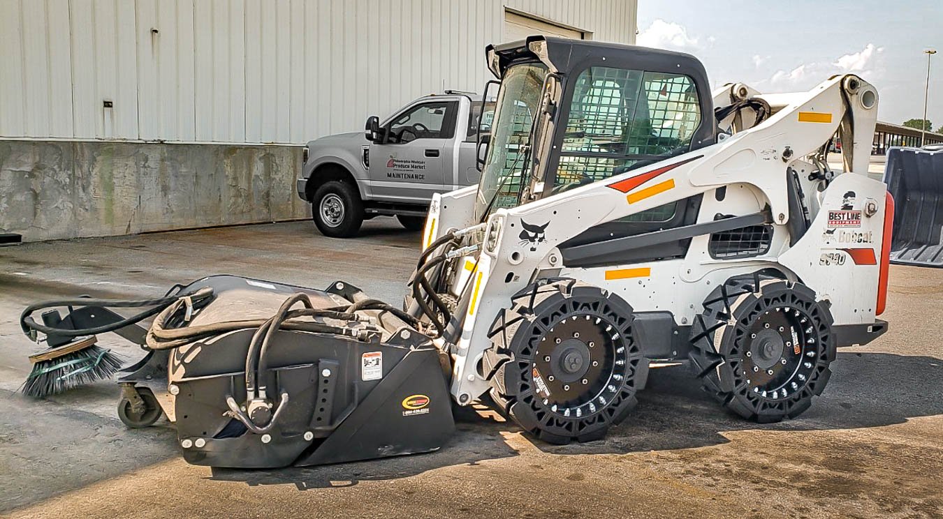 Segmented Solid Skid Steer Videos | Evolution Wheel